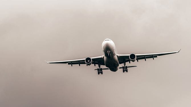 Flight Crew Rest Compartment (FCRC) for the A330/A340 | Collins Aerospace