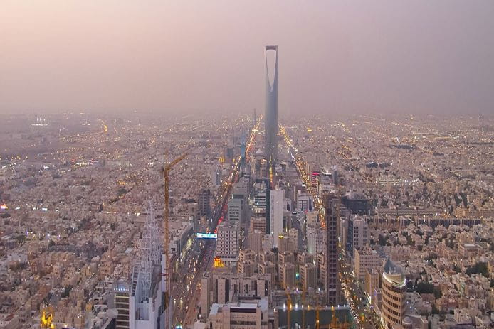 News | Raytheon Emirates annual internship program creates immersive ...