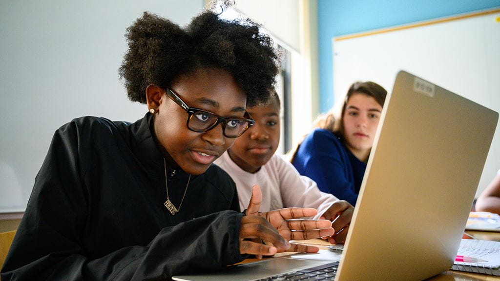News | Girls Who Code: building a foundation of women in STEM careers | RTX