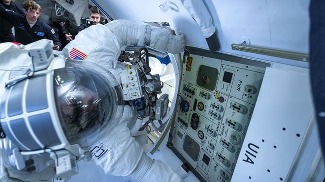 News | RTX business Collins Aerospace announces developmental milestone ...
