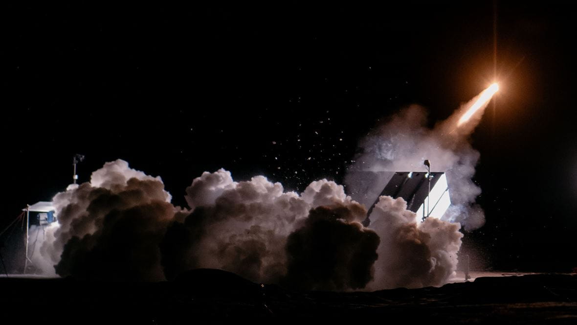 News | RTX's Raytheon completes first flight test for new AMRAAM-ER ...