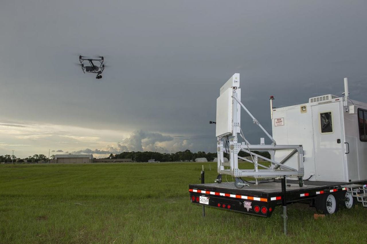 Skyler® Primary Non-Cooperative Surveillance Radar | Collins Aerospace