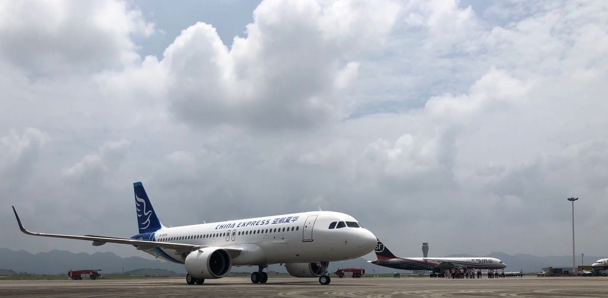 Nouvelles | China Express Takes Delivery of Its First Airbus A320neo ...