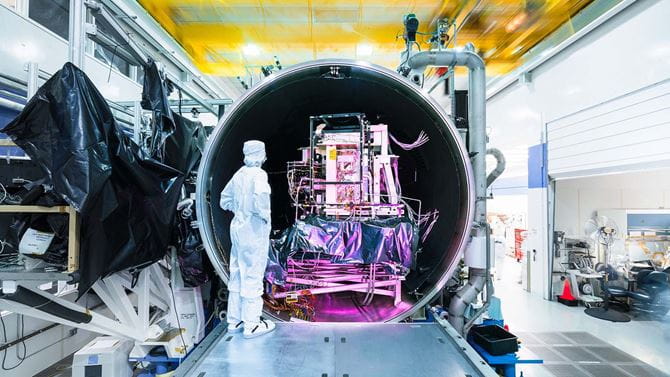 Visible Infrared Imaging Radiometer Suite (VIIRS) | Raytheon